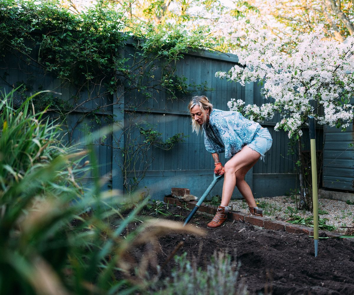 How to level a garden for a sleek, low maintenance space | Homebuilding