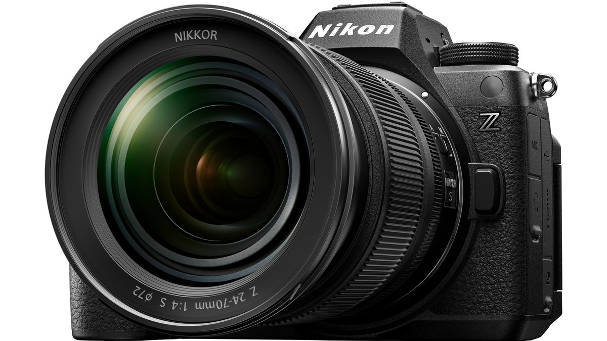 How the heck do you decide which Nikon full-frame mirrorless camera is ...