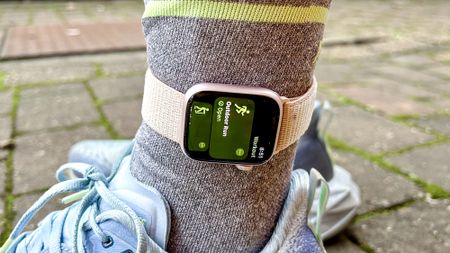 How to access the hidden Safari browser on your Apple Watch | Tom's Guide