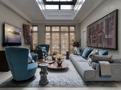 This London home pairs period features with a modern style