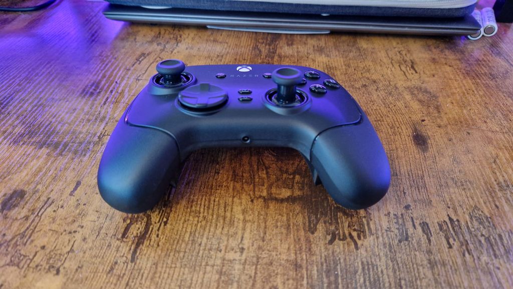 Razer Wolverine V3 Pro review: “By far the best controller this brand ...