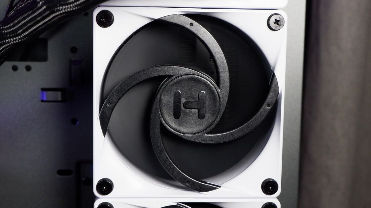 Hyte Thicc Q60 AIO cooler review | PC Gamer