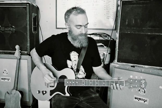 Red Fang Premiere "Flies" Lesson Video | Guitar World