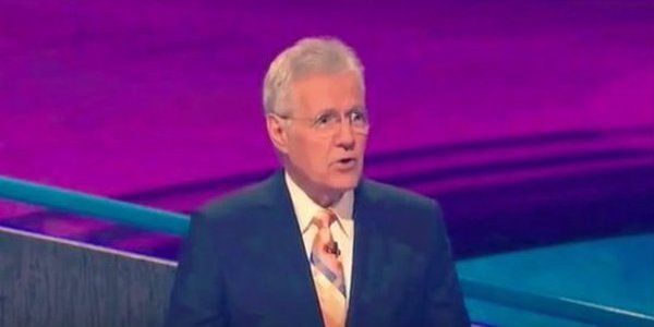 Watch Jeopardy's Alex Trebek Get Tricked Into Quoting An Internet Meme ...