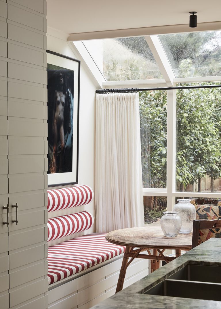 The subtle 'vertical decorating' technique designers use to make small ...