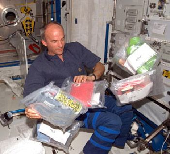 Shuttle Atlantis to Launch Without ISS Chef Special | Space