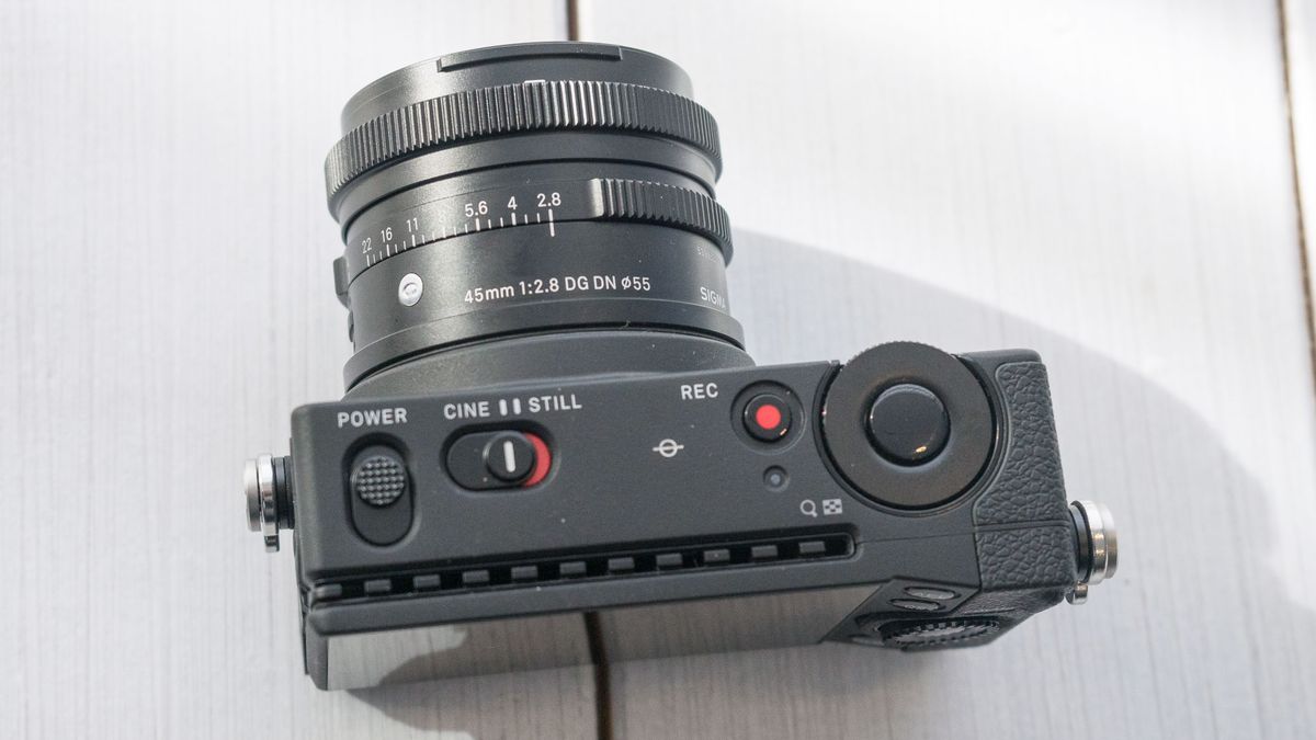 Sigma fp price is confirmed at just $1899 – and will ship this month ...