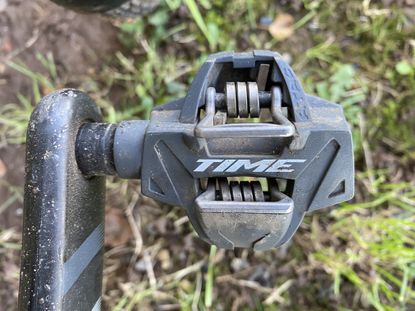 Time ATAC XC 2 pedal review - clean, easy, and pain-free pedalling on ...