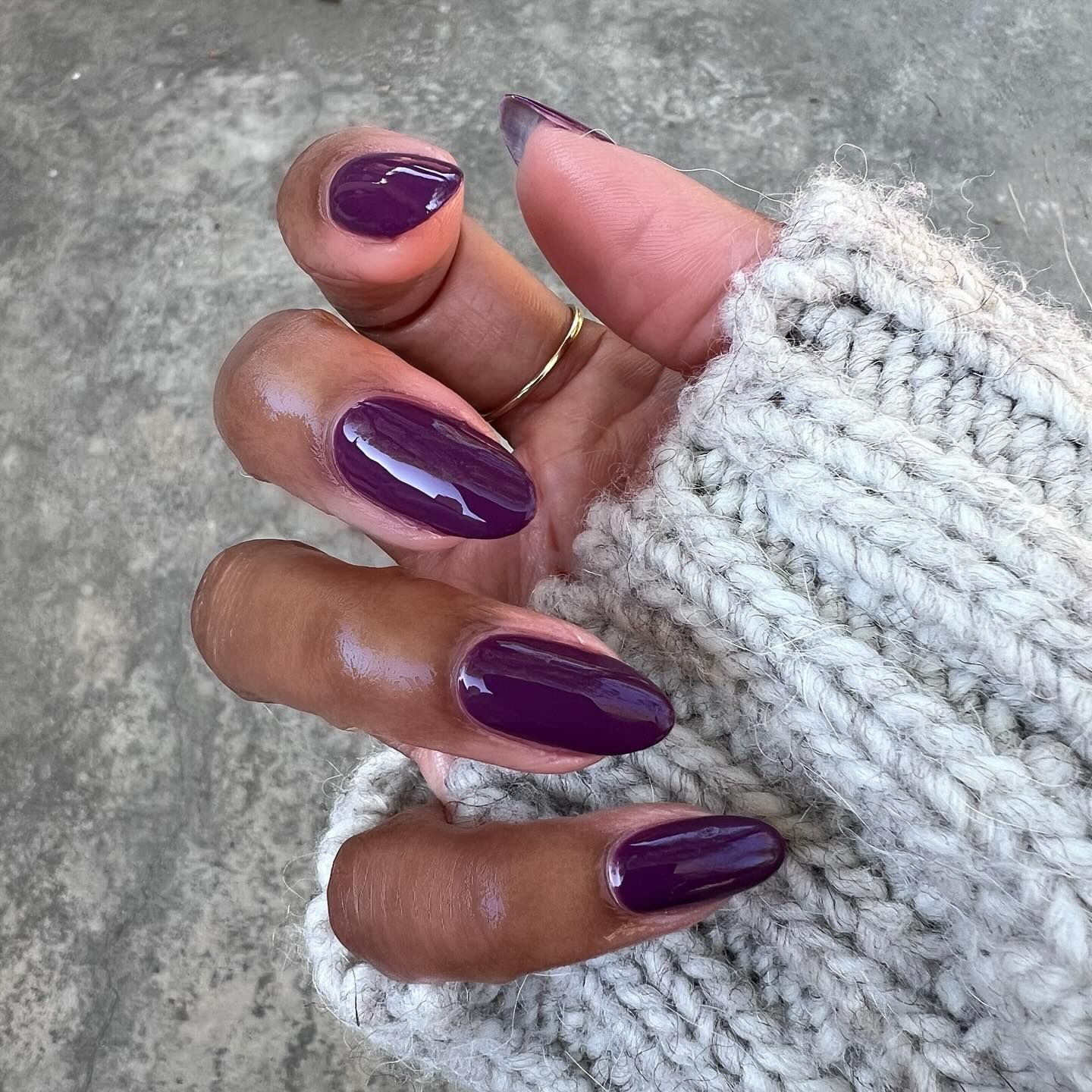 7 Chic Ways to Wear the Plum Nail Colour Trend This Winter | Who What Wear