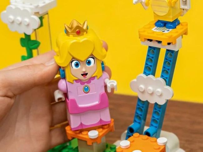 Princess Peach LEGO set leaks ahead of Mario Day | iMore