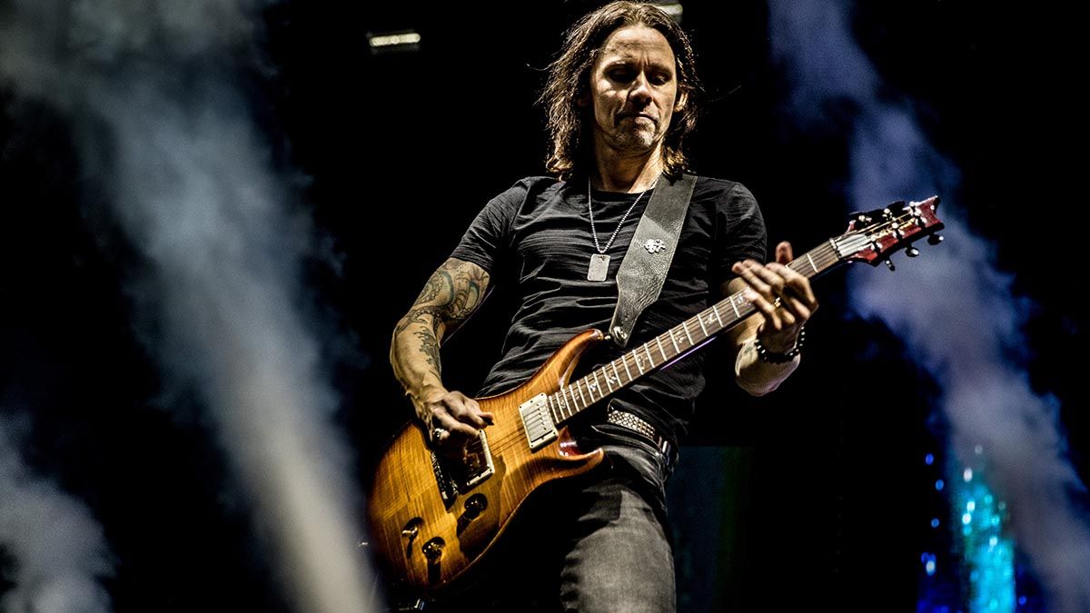 Home Rigs of the Stars: What Do Guitar Heroes Play When They’re Off the ...