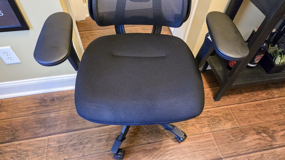 FlexiSpot C7 Max review | Tom's Guide