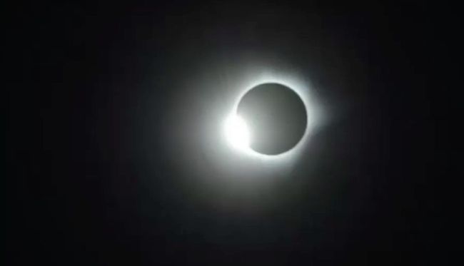 A Solar Eclipse Can Blind You (Read This Before Looking at the Sun ...