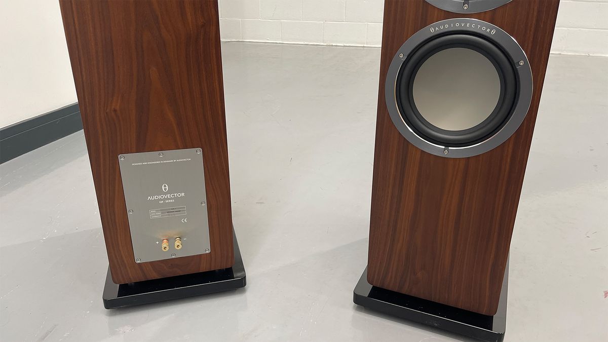 Audiovector QR 7 review: a refined and articulate high-end floorstander ...