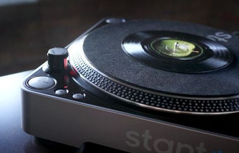 Stanton T.55 USB Turntable Review - Pros, Cons and Verdict | Top Ten ...