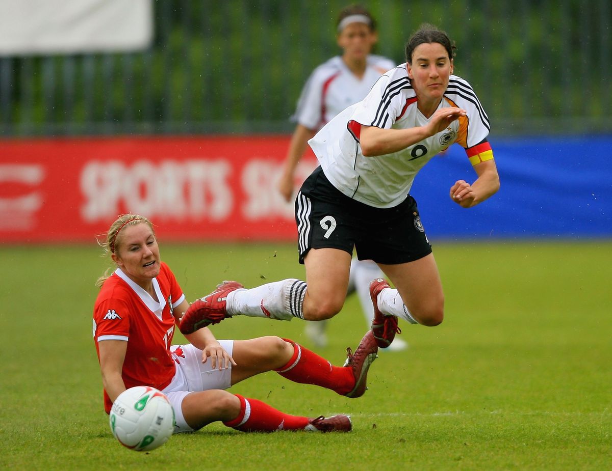 Women's Euro 2025: Who are the BBC presenters, pundits and commentators ...