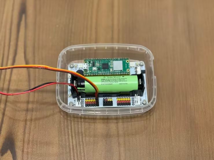 Raspberry Pi Pico W captains toy boat via Wi-Fi, with Wukong2040 | Tom ...