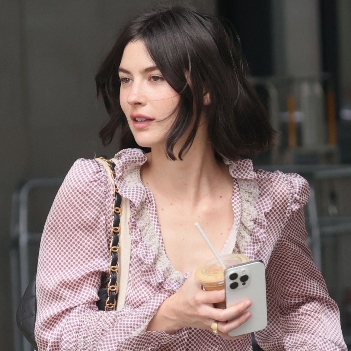 Gracie Abrams Found the Best Shirt to Wear With Baggy Jeans | Who What Wear