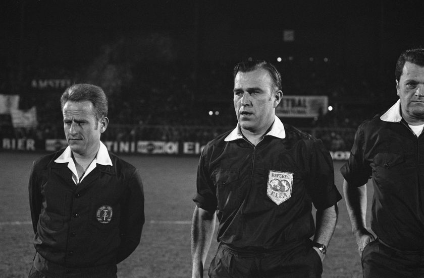 The most iconic football referees | FourFourTwo