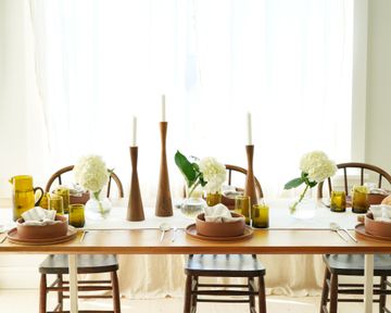 5 things that always make a dining table look cluttered | Homes and Gardens