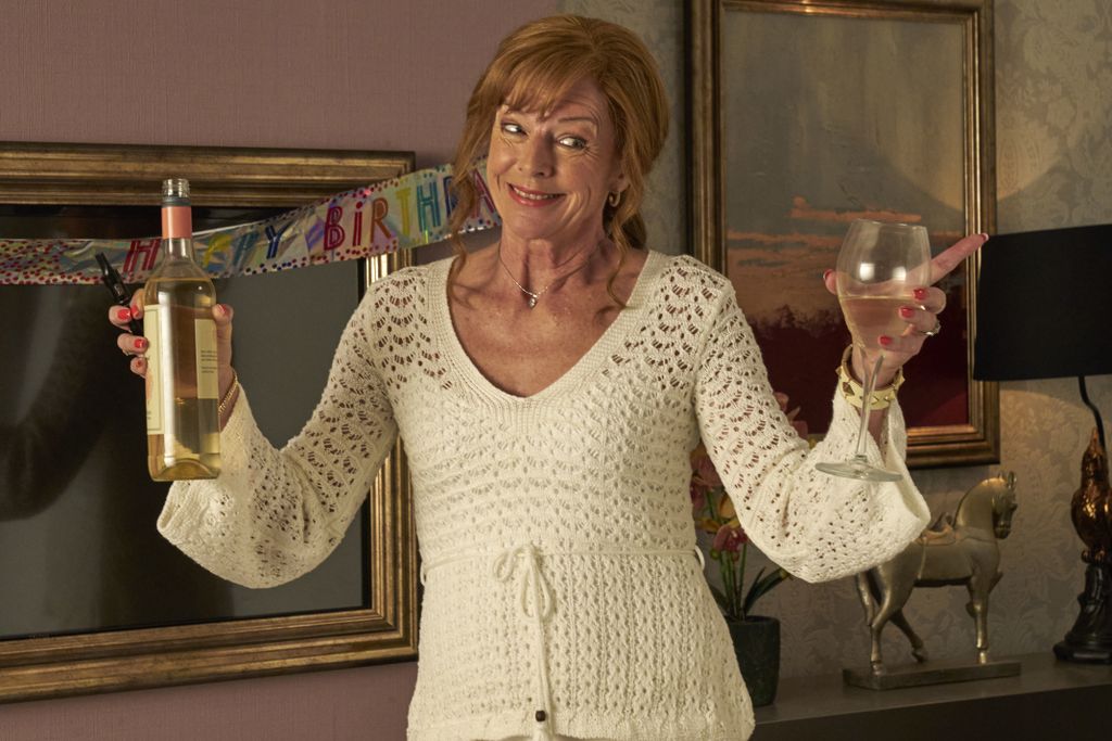 Two Doors Down season 7 — release date, cast and all we know | What to ...