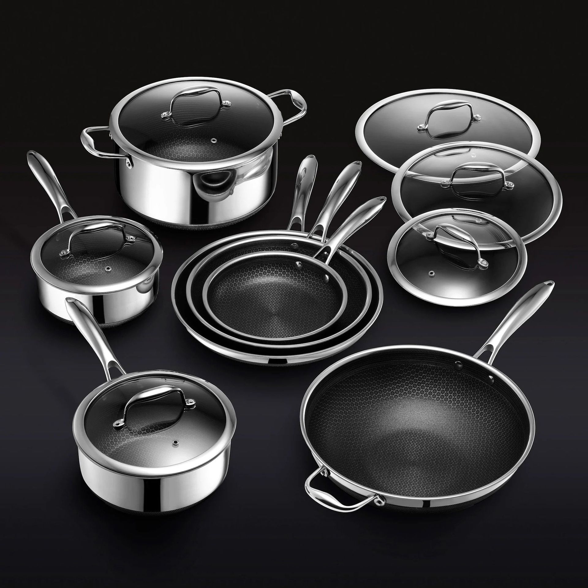 Chef Gordon Ramsay cooks with these pans in his kitchen | Homes and Gardens