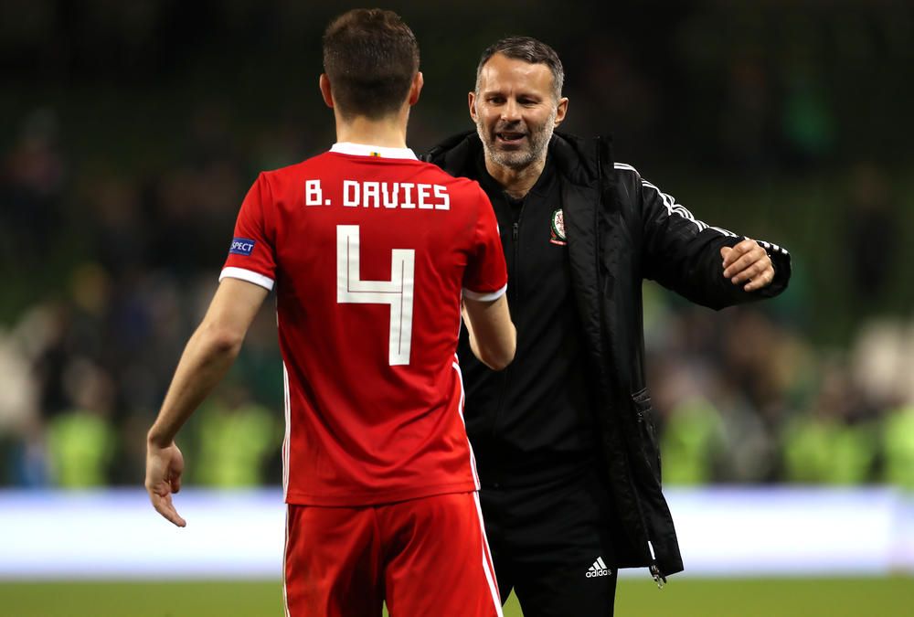 Davies defends under-fire Wales boss Giggs from ‘nitpicking’ critics ...