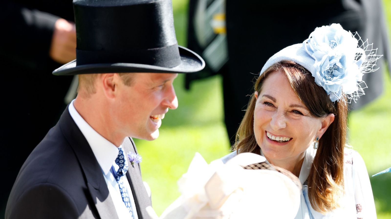 Kate Middleton's mom Carole is 'indispensable' to her 'ordinary' life ...