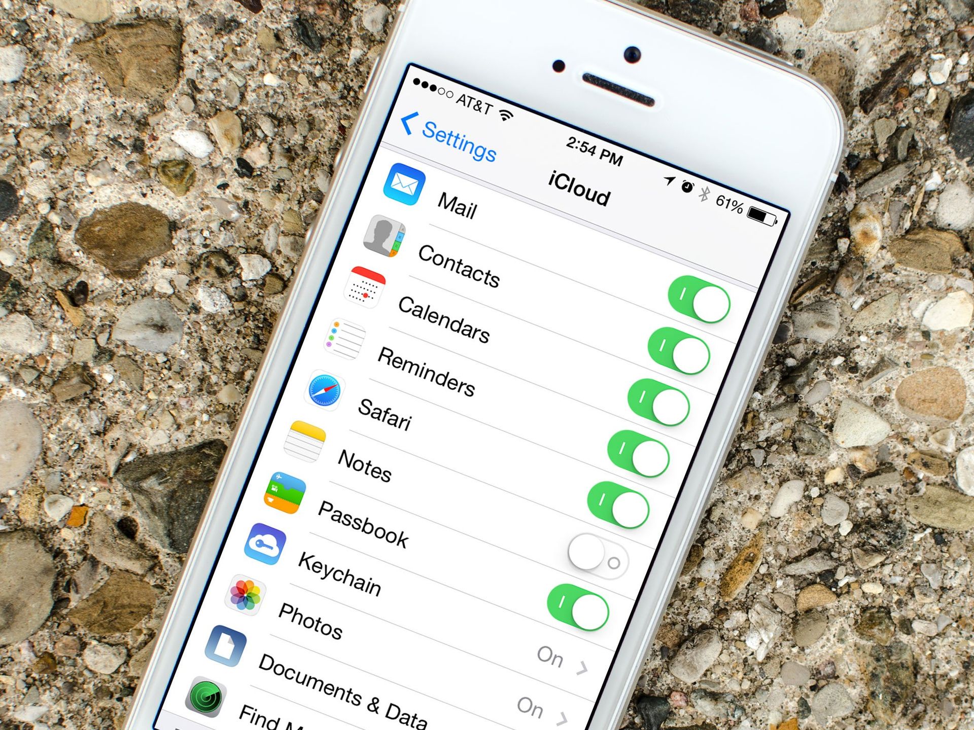 How to enable on/off button labels for better visual accessibility on ...