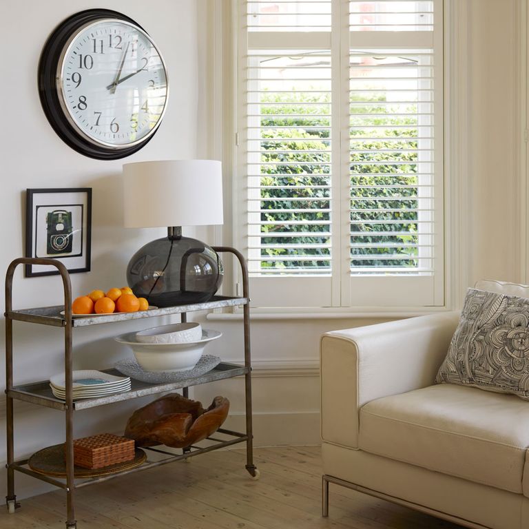 Look around this open-plan country-style family kitchen | Ideal Home