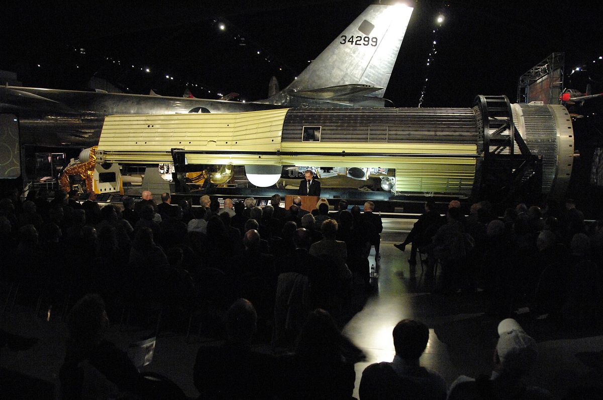 Gallery: Declassified US Spy Satellite Photos & Designs | Space