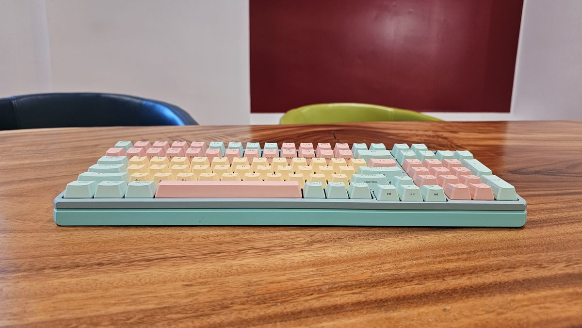 Cooler Master MK770 Keyboard Review: Incredible Typing Experience, Bold ...