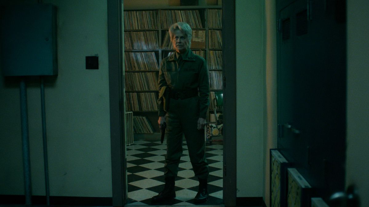 I Noticed A Cool Terminator 2 Easter Egg In The Stranger Things Finale ...