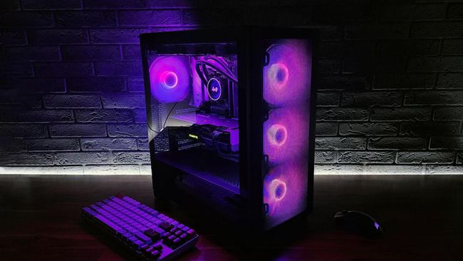 Hands-On with Phanteks' XT Pro Ultra PC case: Modern features with lots ...