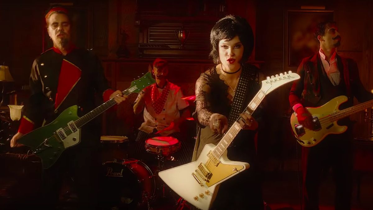 Halestorm Unveil Official Video for "Do Not Disturb" | Guitar World