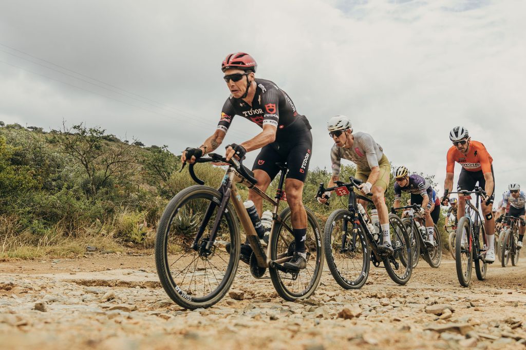 Gravel Burn: Matt Beers and Axelle Dubau-Prevot win inaugural seven-day ...