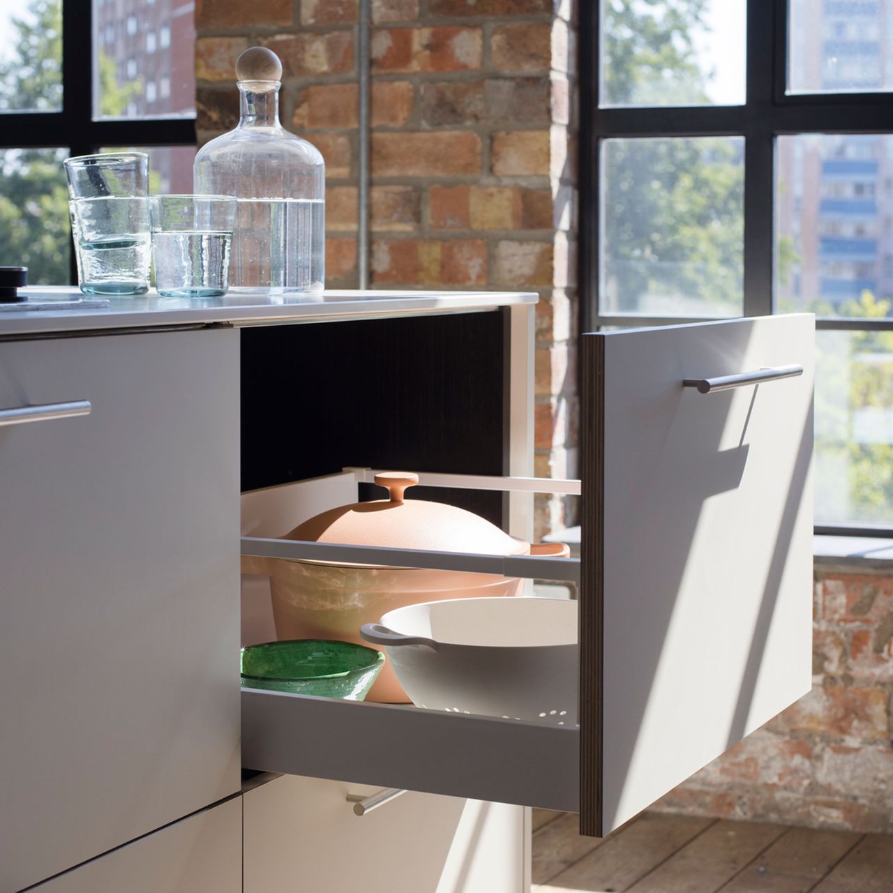 12 tips for organising kitchen drawers | Ideal Home