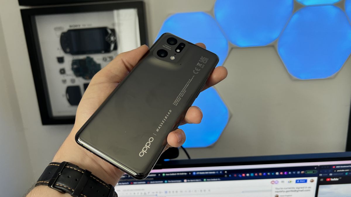 Oppo Find X5 Pro review: Great phone, terrible timing | Laptop Mag