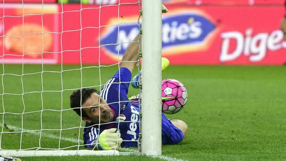Buffon saves were sensational - Allegri | FourFourTwo