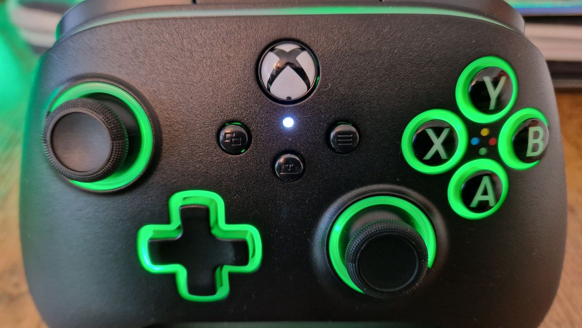 PowerA Advantage Controller review: "Someone put RGB eyeliner on a ...