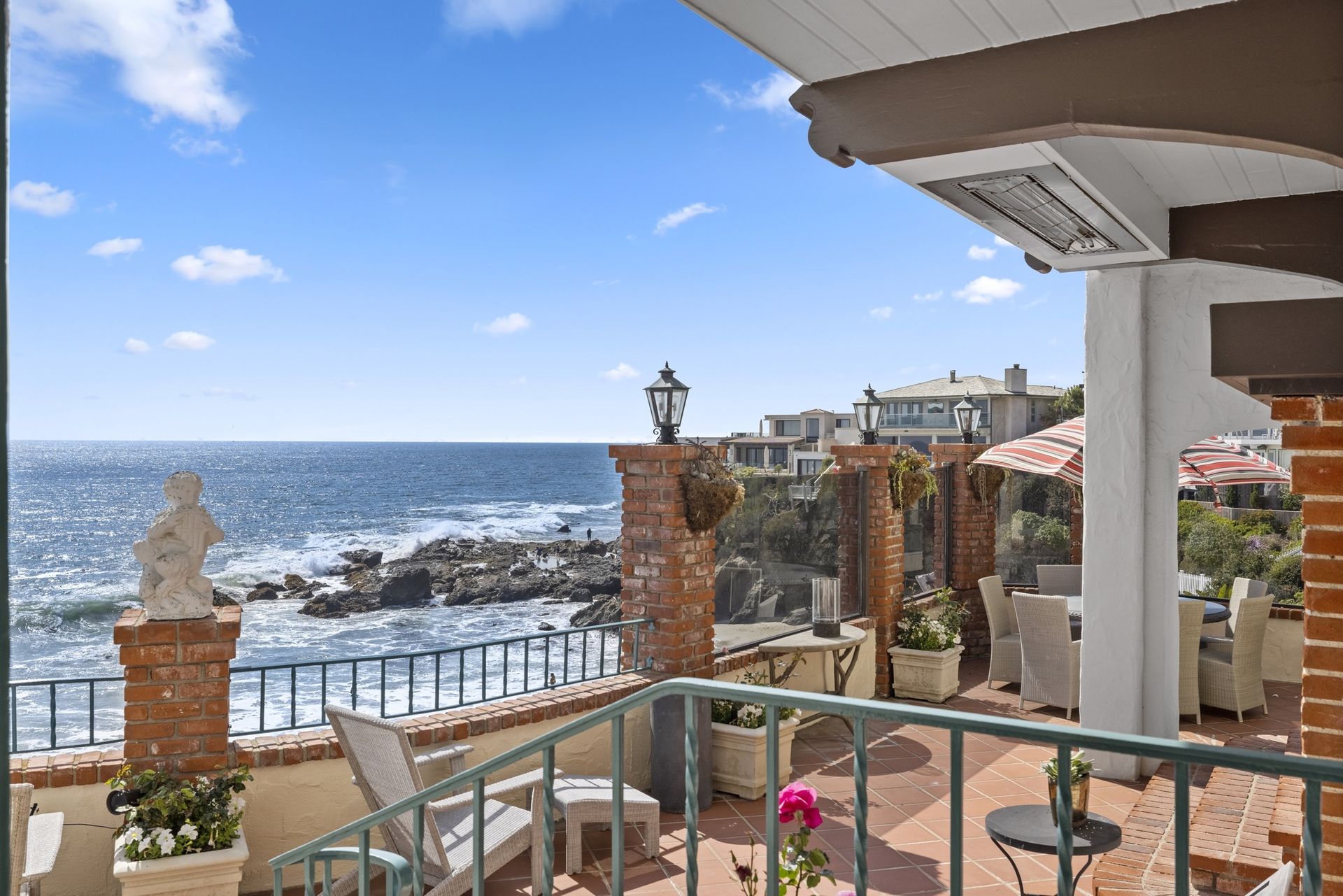 Inside Bette Davis's house: A coastal home in Laguna Beach | Homes and ...