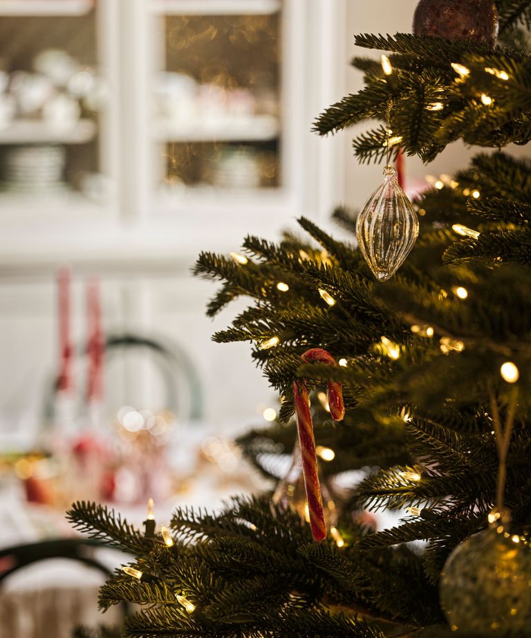 Skye McAlpine’s Ultra-Realistic Christmas Tree is $200 Off | Homes and ...