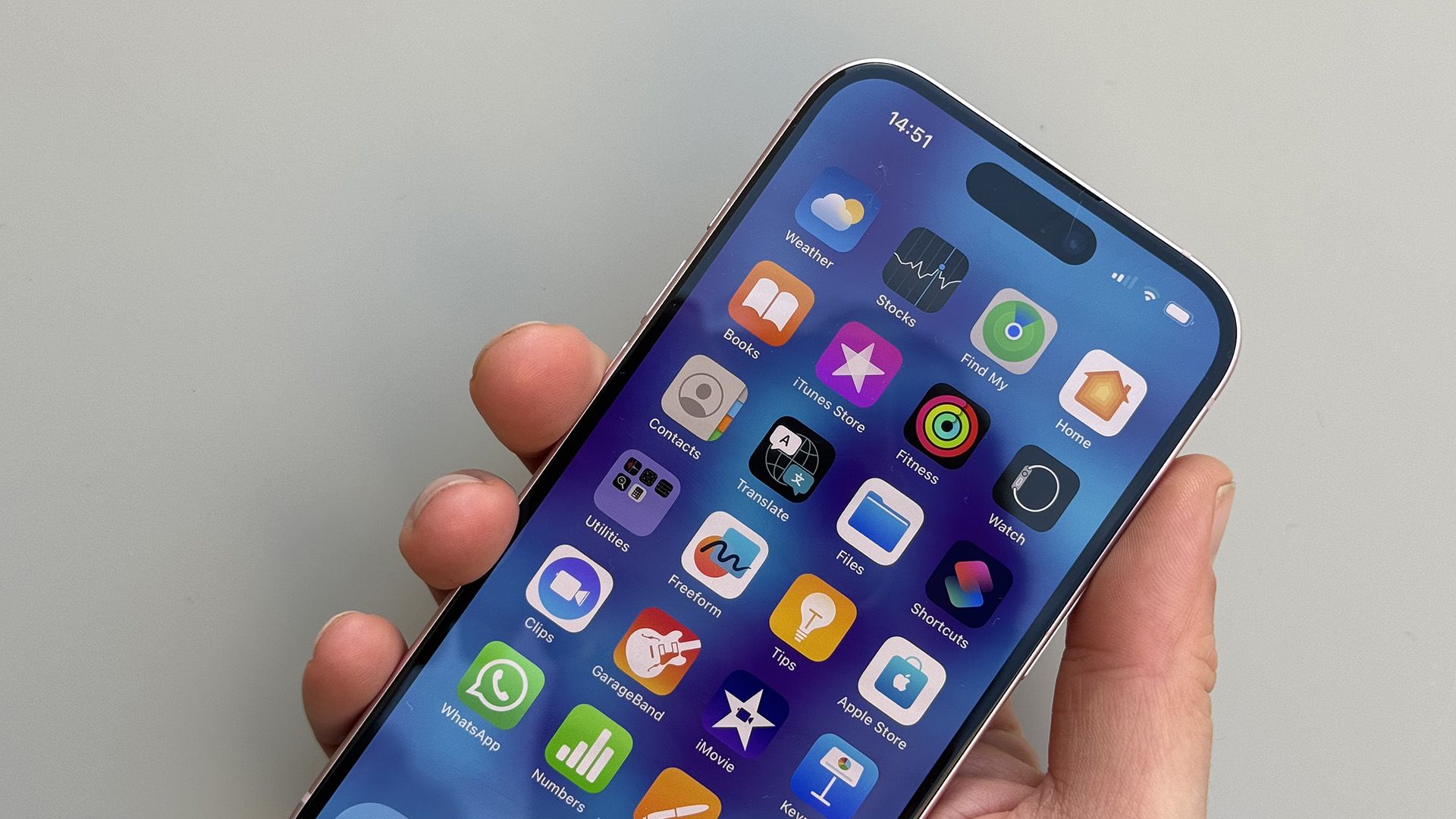 Apple’s spending billions on an iPhone upgrade you won’t notice, but ...