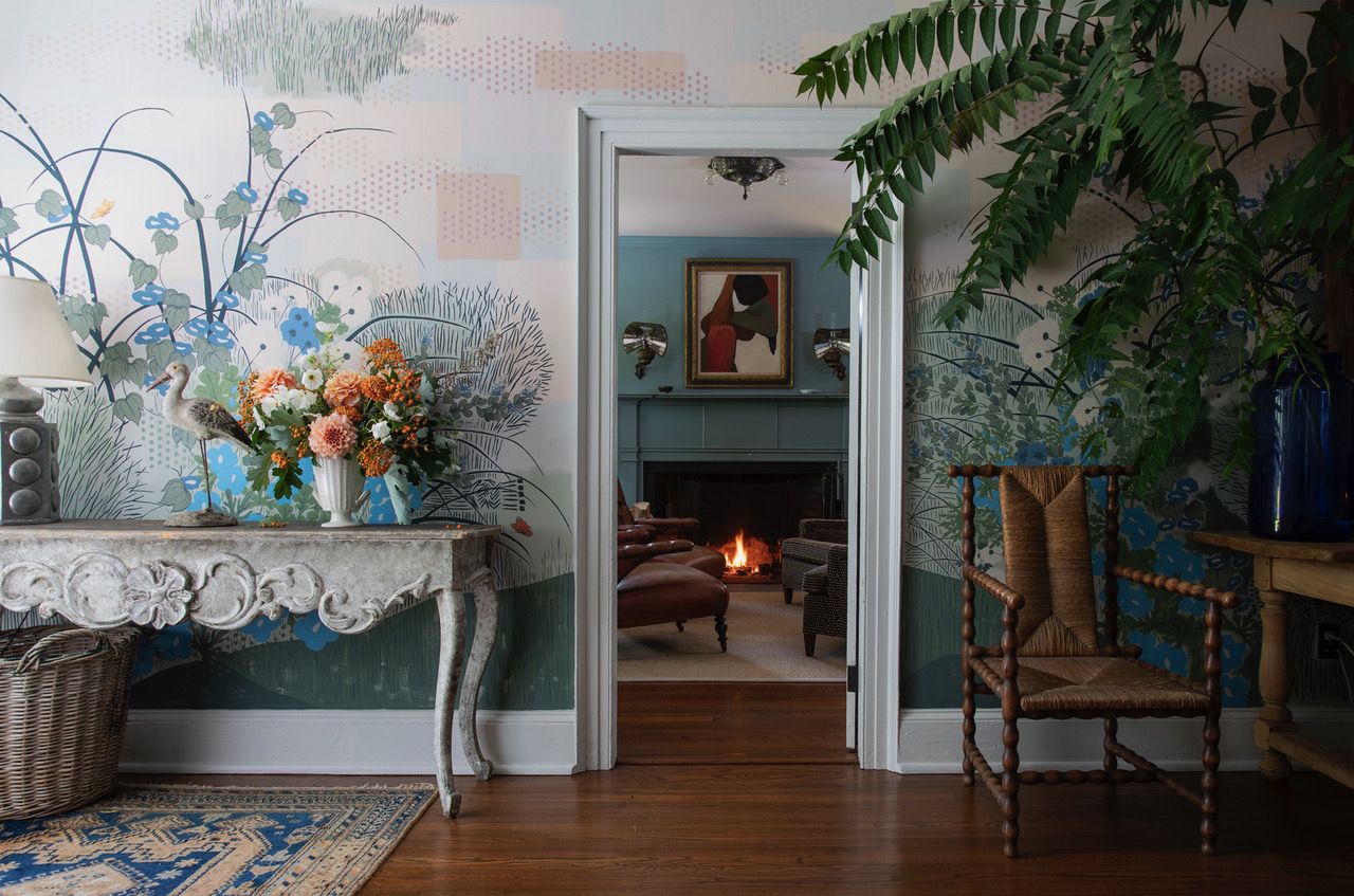 10 Ideas for Decorating with Flowers to Elevate Your Home | Livingetc