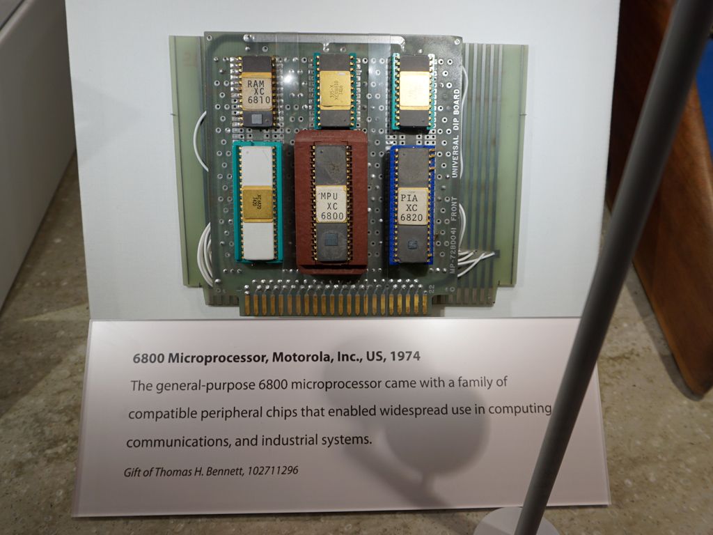 Intelâ€™s 4004 Processor (aka the First CPU) - A Computer History Timeline