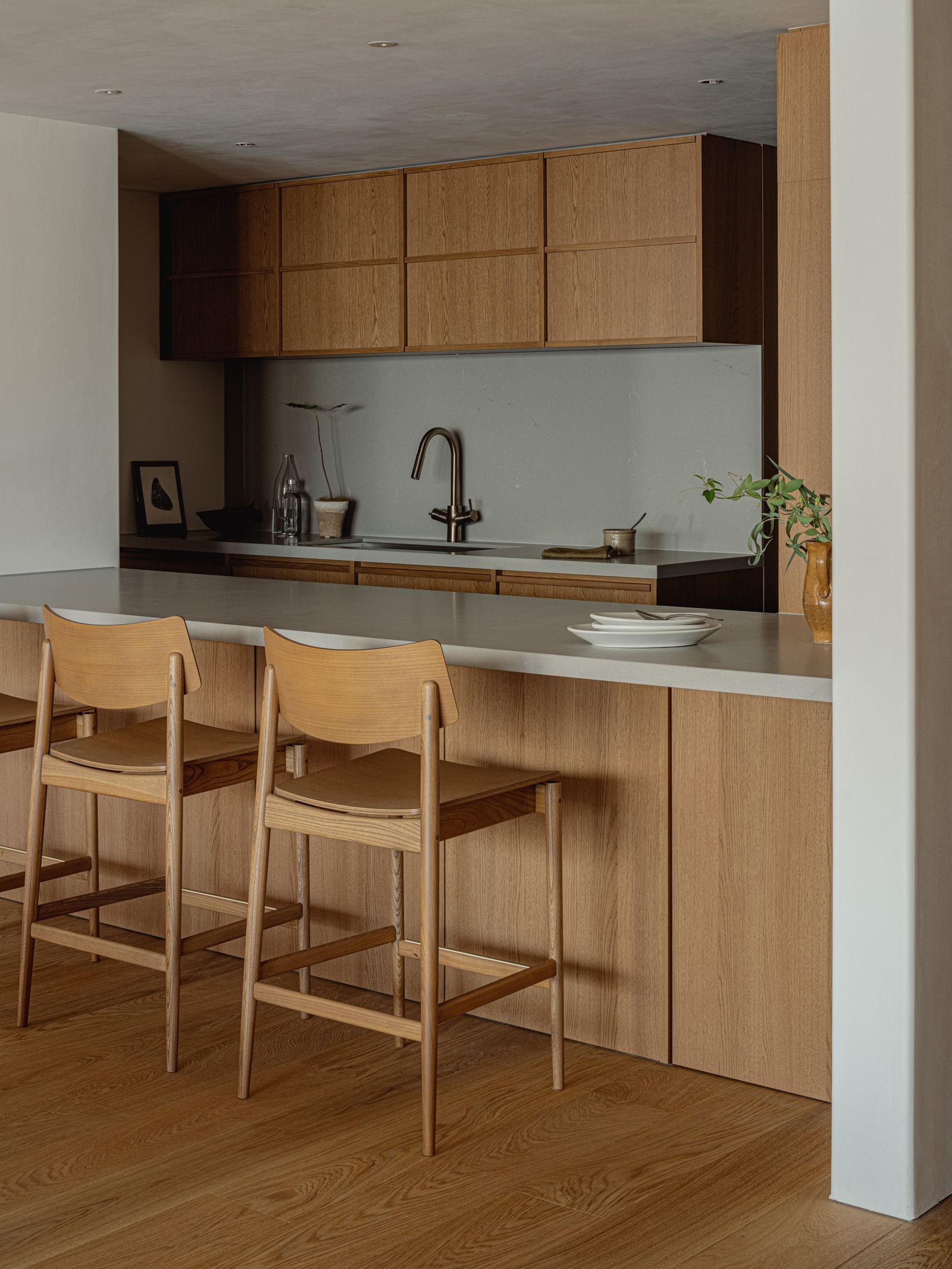 Kitchens Without Backsplashes — 15 Attractive Alternatives | Livingetc