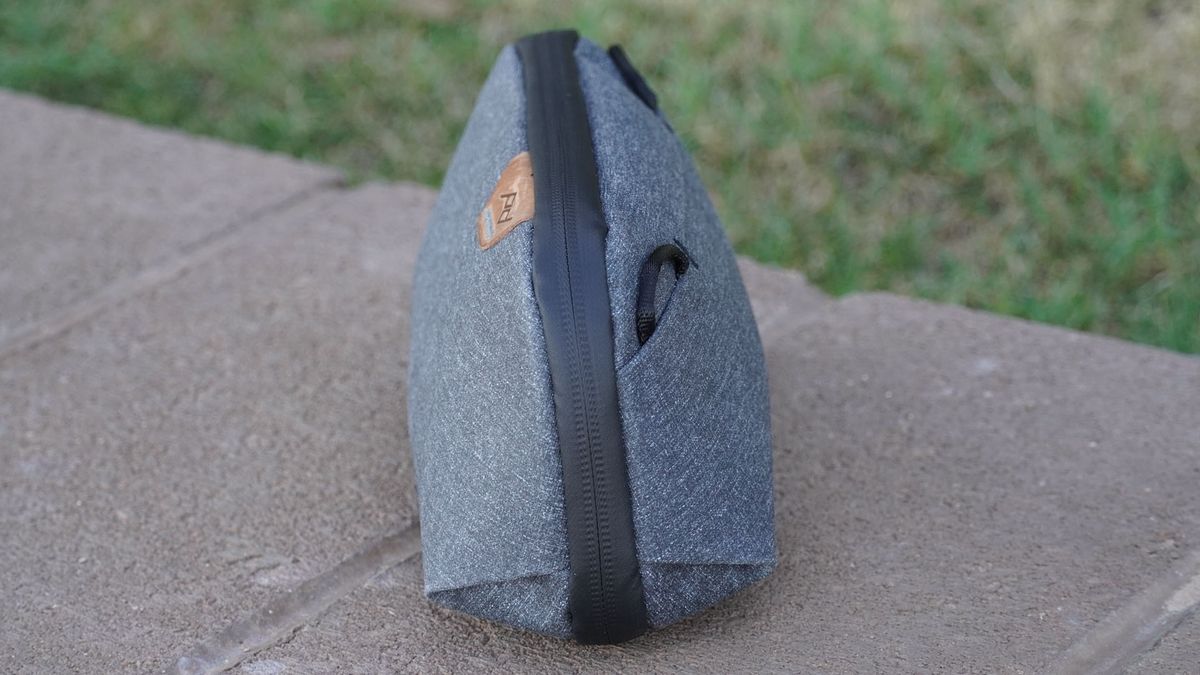 Peak Design’s new Small Tech Pouch changed the way I carry my Android ...