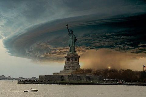 Fake Hurricane Sandy Photos Make The Rounds During The Storm | Cinemablend