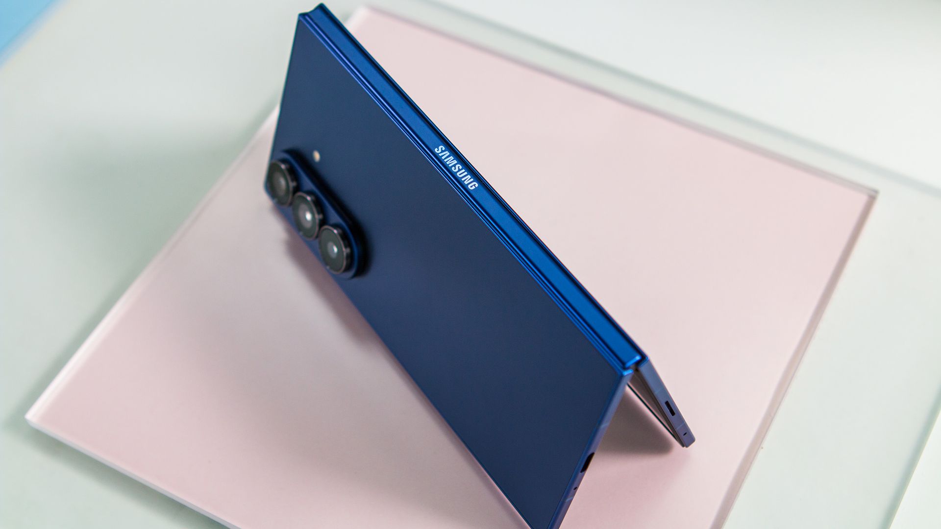 Samsung Galaxy Z Fold 7 preorder deals — how to buy the premium ...