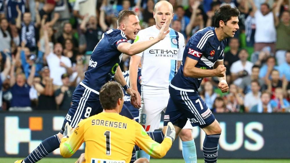 A-League Review: Spoils shared in thrilling Melbourne derby | FourFourTwo
